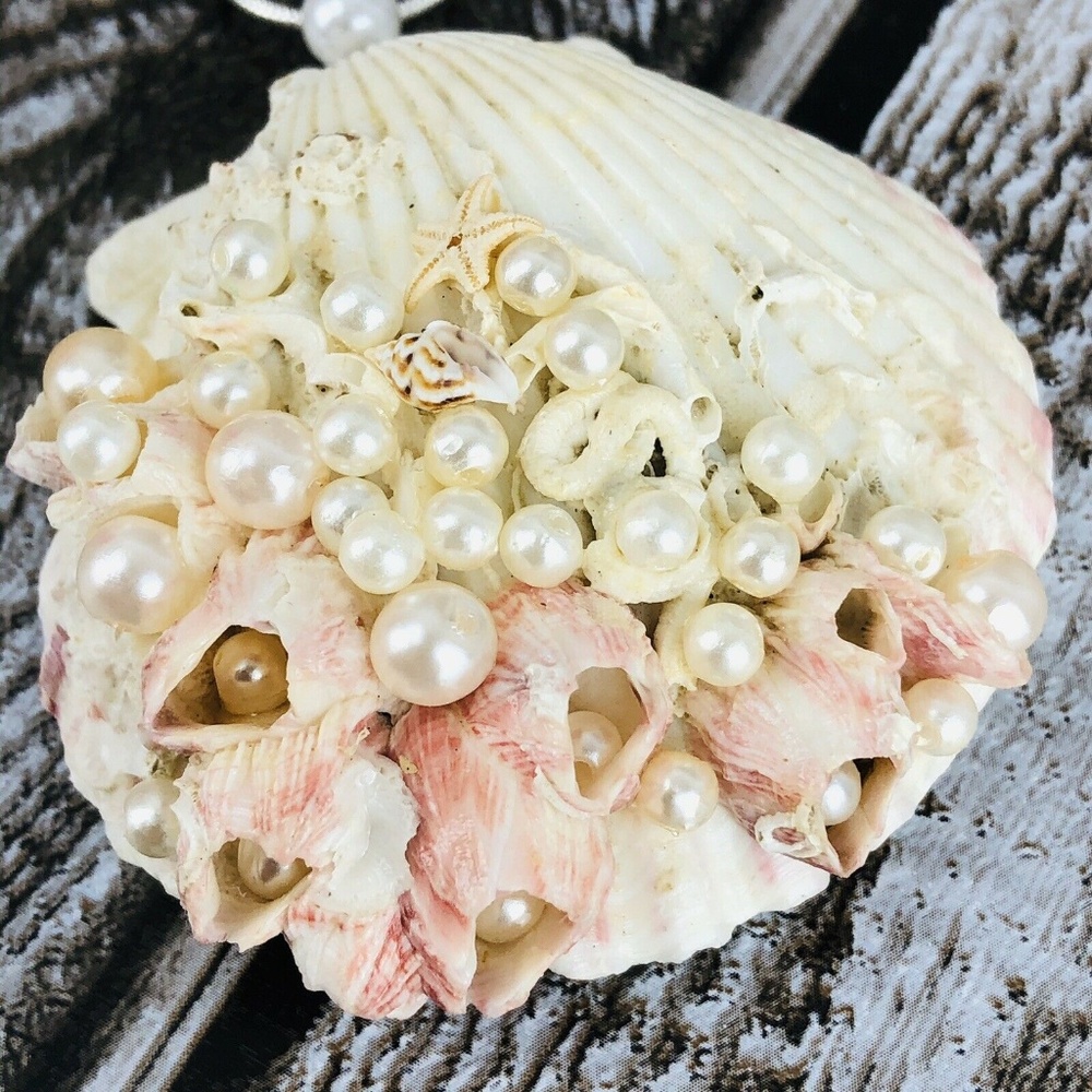 Clam Shell Barnacles Pearls Starfish Beach Pendant - Gem